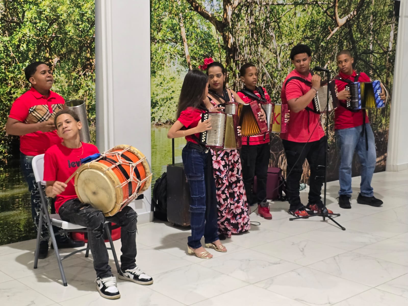Celebrando nuestro patrimonio: La interpretación del merengue emociona ...